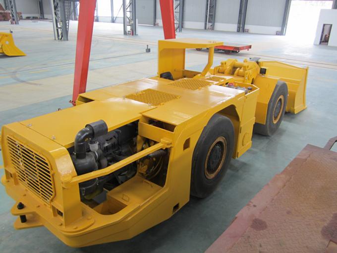 Tunneling Load Haul Dump Machine Underground LHD With Four Wheel Drive